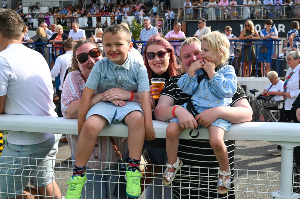 Beverley Racecourse | Horse Racing Events | Family Racedays